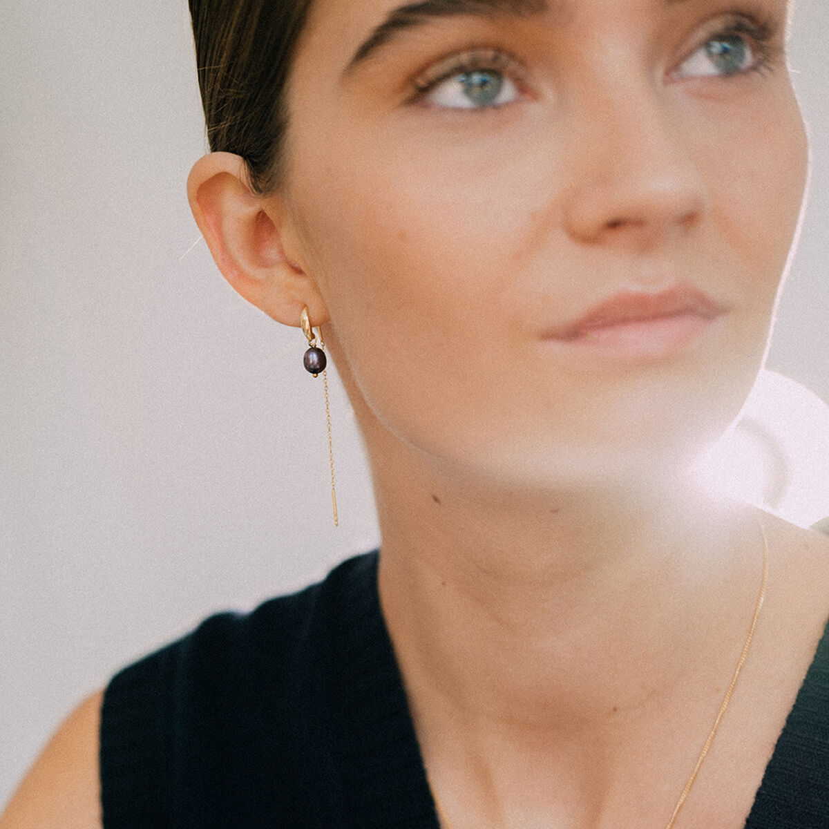 Assymetrical Frida hand earrings | Nimzu